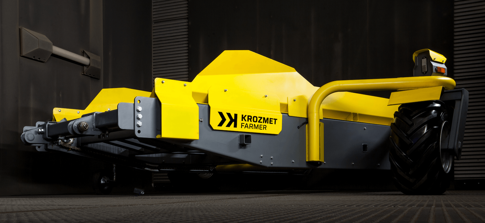 KROZMET FARMER » innowacyjny wózek transportowy do bel MX-1800